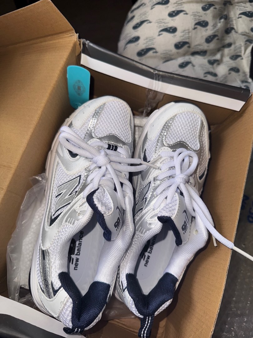 kasut new balance 530, Women's Fashion, Footwear, Sneakers on Carousell