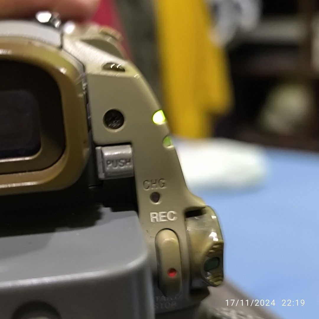 Koleksi Sony handycam tahun 2004, Hobbies & Toys, Collectibles ...