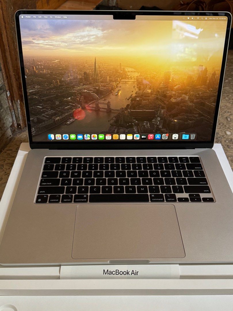 Macbook Air M2, 15Inches (256GB) Space Gray / Complete Standard Package ...