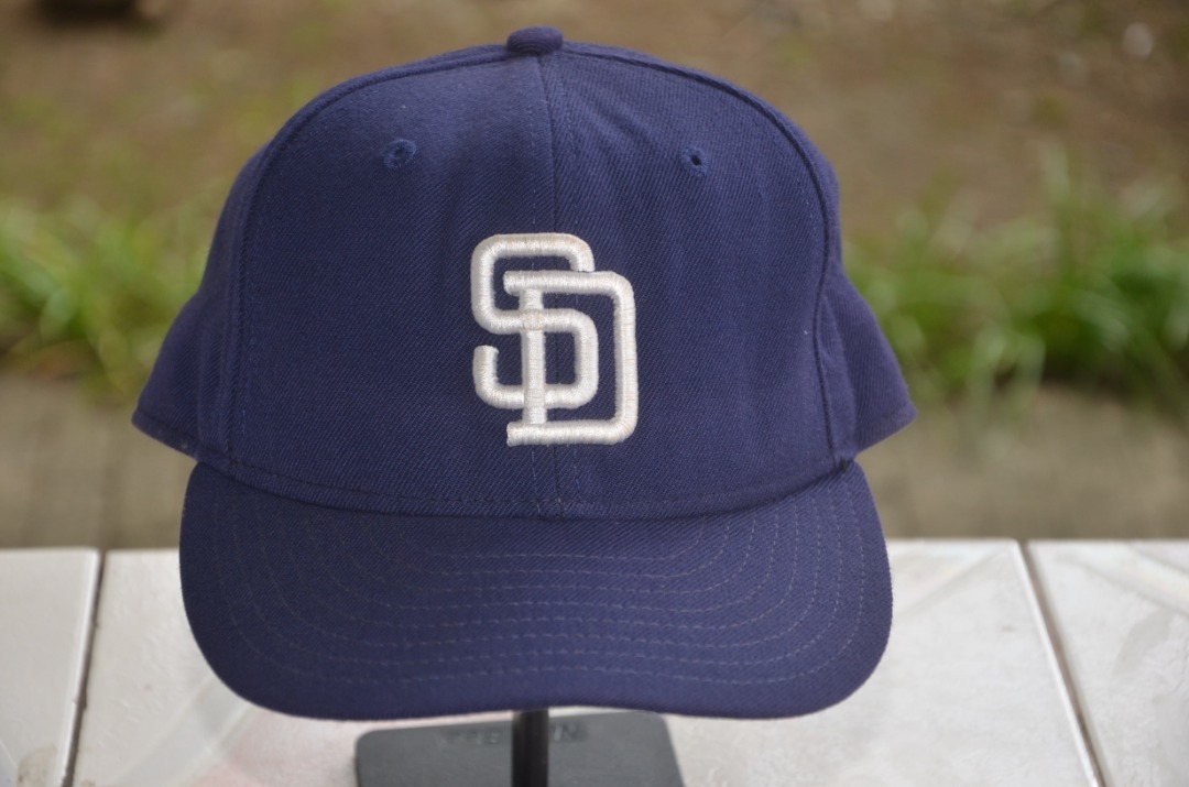 New Era 59Fifty San Diego Padres Baseball Cap Size 7 1/4, Men's Fashion ...
