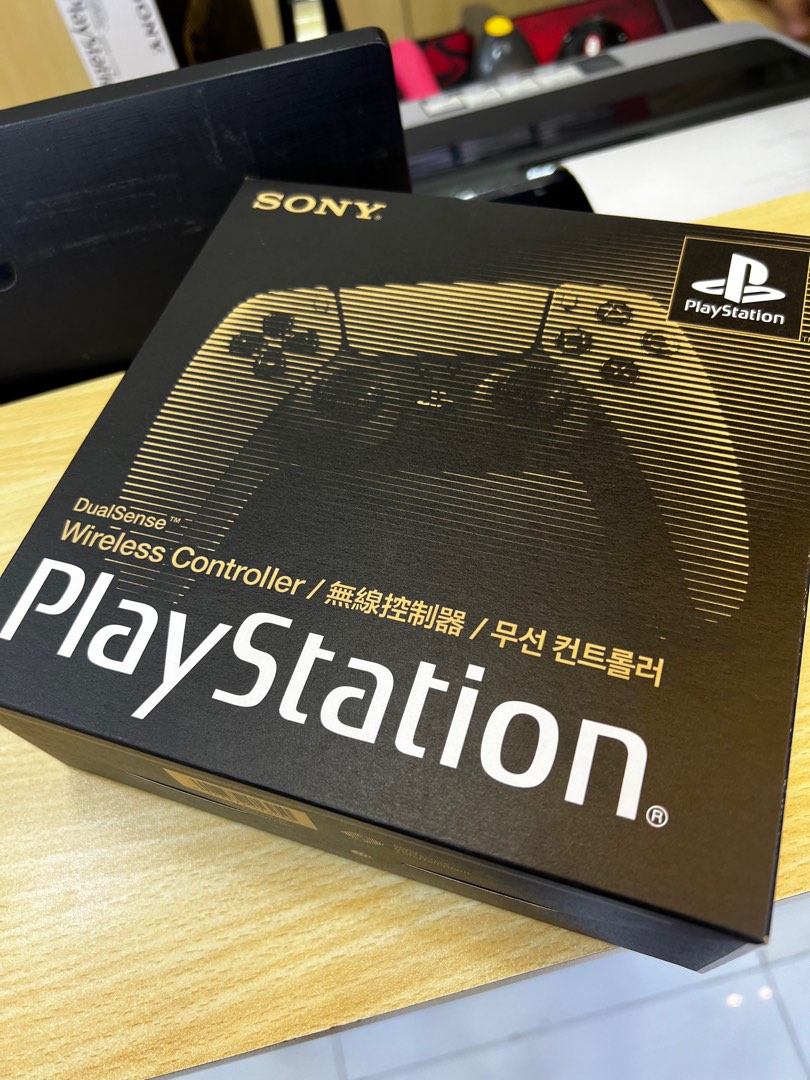 Playstation PS Dualsense 5 DS5 30th Anniversary limited edition, Video ...