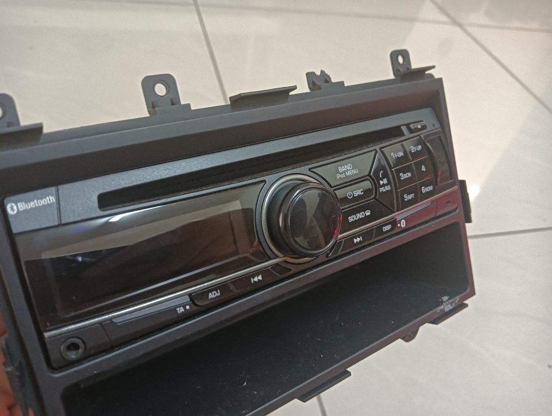 Proton Saga vvt original cd player, TV & Home Appliances, TV ...