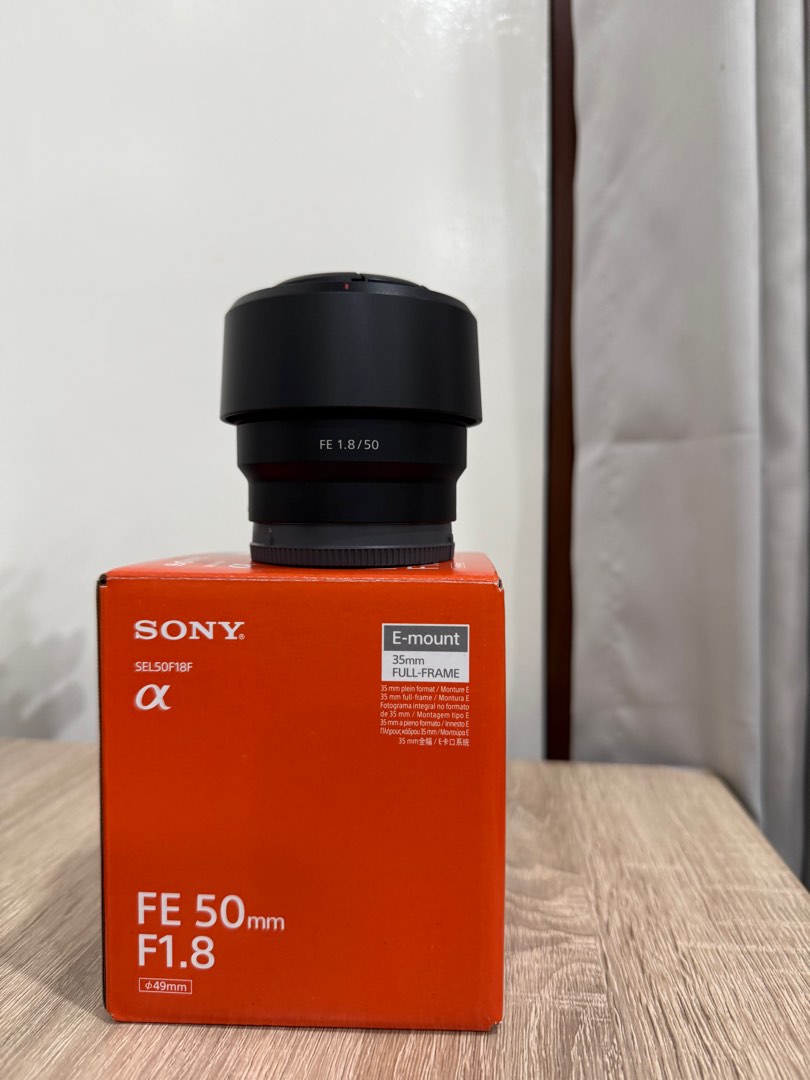 Sony 50 mm 1.8, Photography, Lens & Kits on Carousell