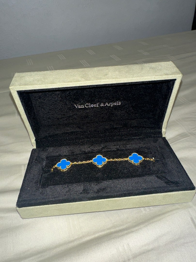 VCA van cleef, Luxury, Accessories on Carousell