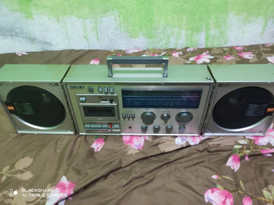 Vintage Sony CFS-88 FM Radio & Cassette Player/Recorder Stereo Folding ...