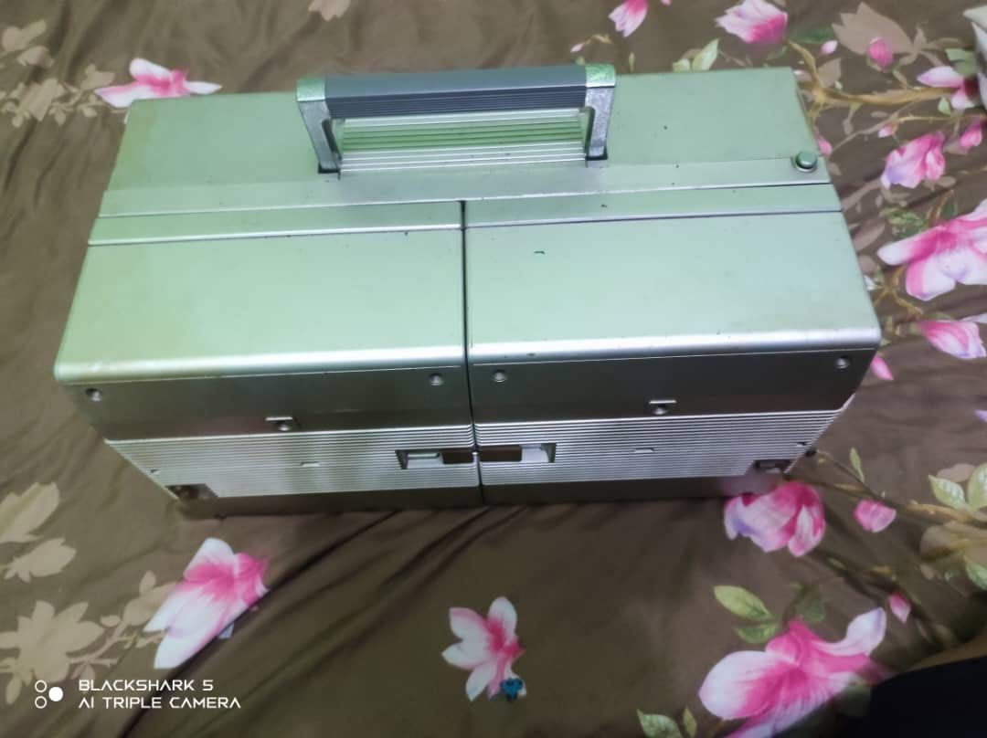 Vintage Sony CFS-88 FM Radio & Cassette Player/Recorder Stereo Folding ...