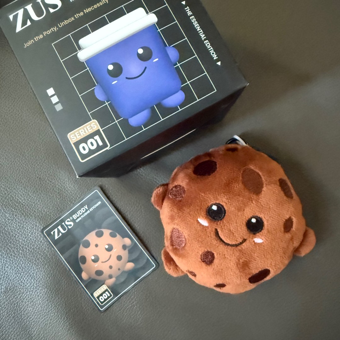 Zus Plushie Coco Chipster, Hobbies & Toys, Collectibles & Memorabilia ...