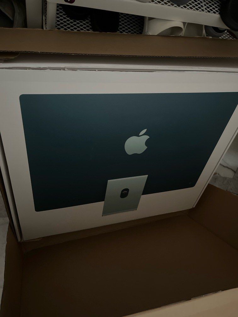 2 months old iMac M1 24inch warranty 2025, Computers & Tech, Desktops ...