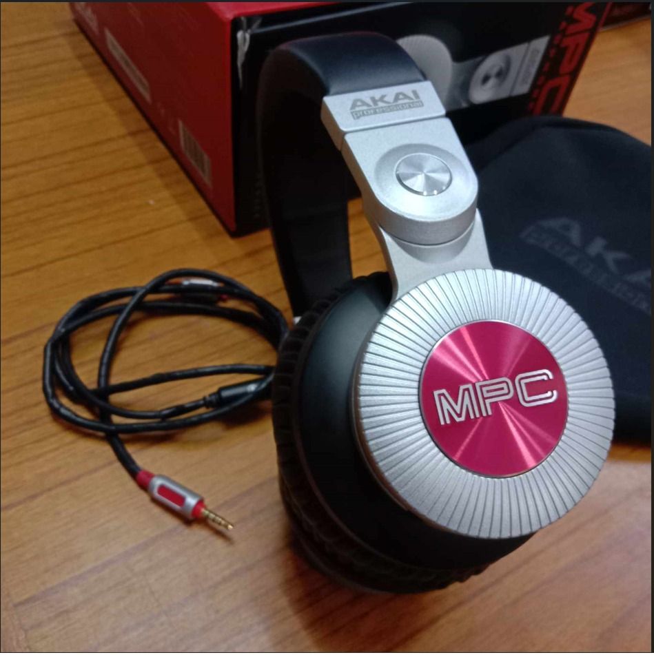 Akai MPC music production & Dj studio headphone; 300, Audio, Headphones ...