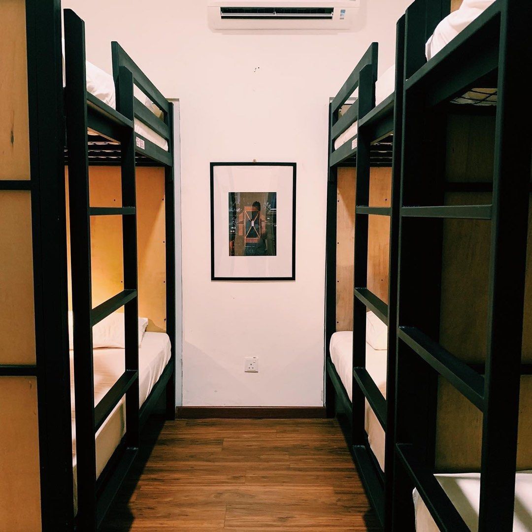 AS-IS HEAVY DUTY DOUBLE DECKER FRAME ( MISSING WOODEN HEADBOARD ...