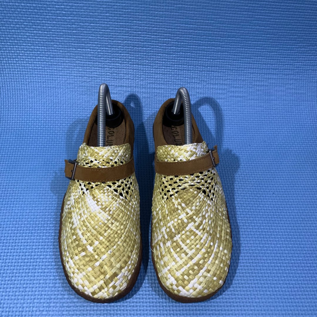 Columbia Clogs, Women's Fashion, Footwear, Sandals on Carousell