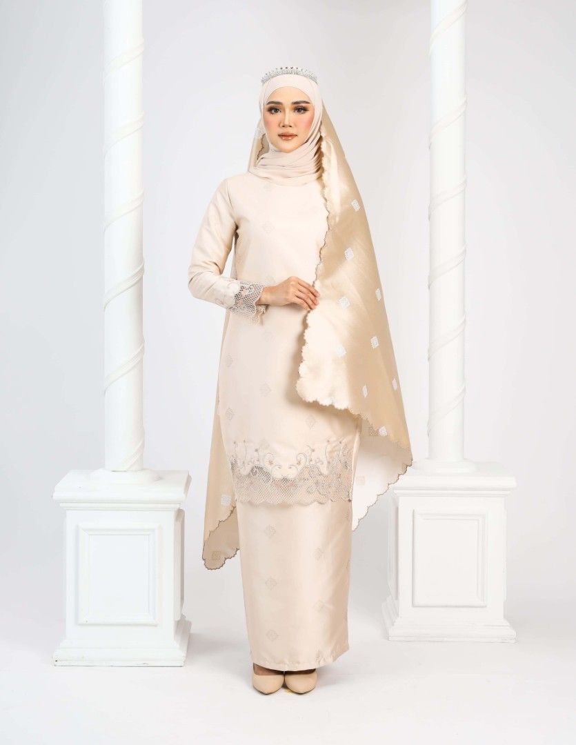 Dayang kurung hijabista, Women's Fashion, Muslimah Fashion, Baju Kurung ...