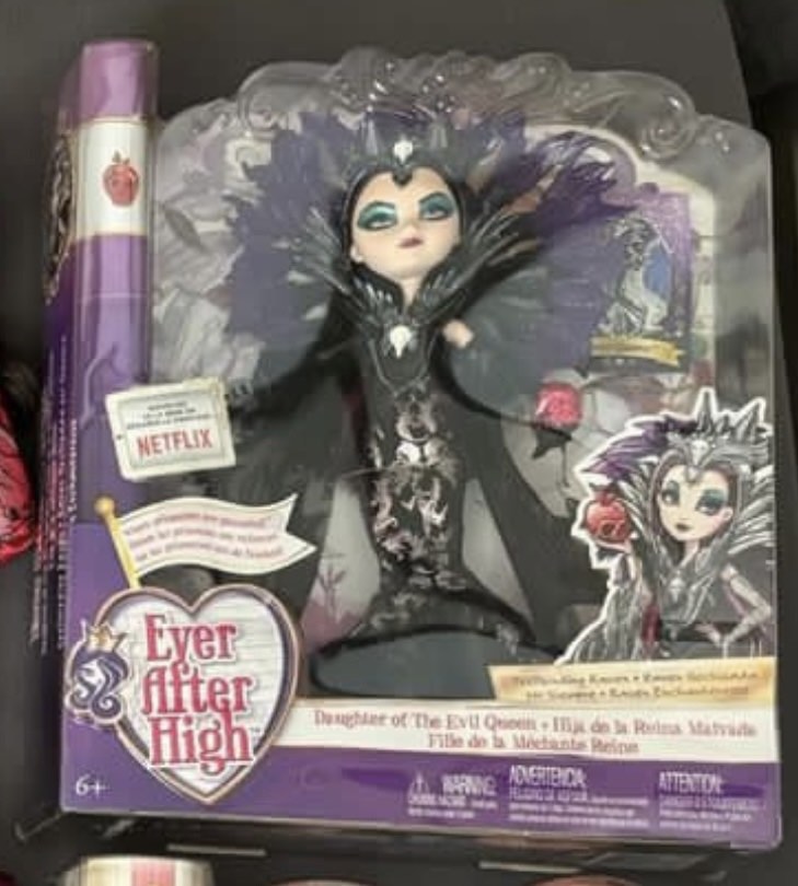 Ever After High Raven Collector, Hobbies & Toys, Toys & Games on Carousell