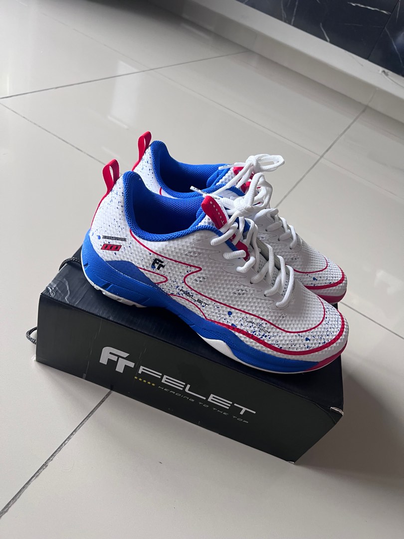 Felet BS 061 PRO WHITE/BLUE, Sports Equipment, Sports & Games, Racket & Ball Sports on Carousell