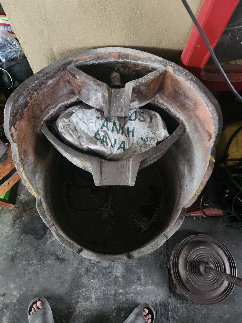 Fountain bentuk Barrel, Furniture & Home Living, Gardening, Gardening ...
