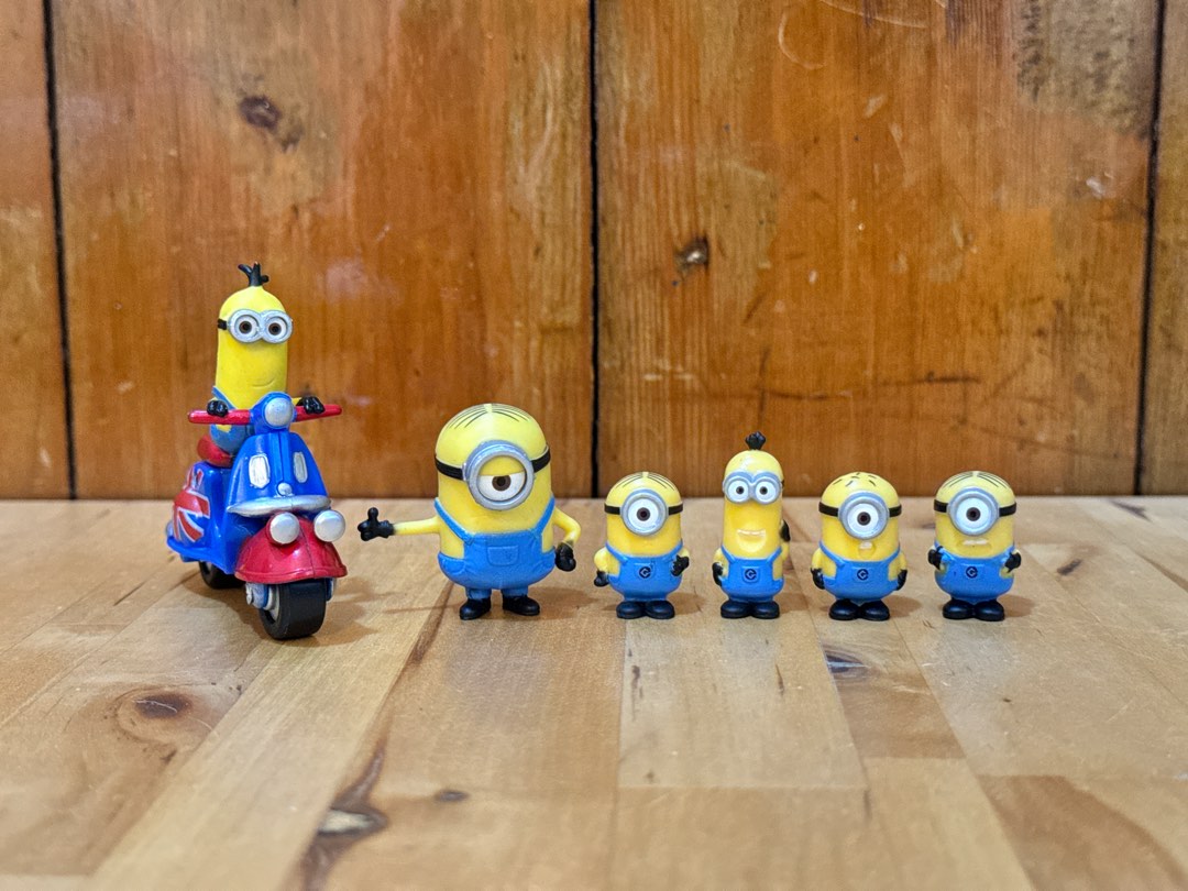 Minis Minions Figures Universal Studios Set Collectible Lot, Hobbies ...