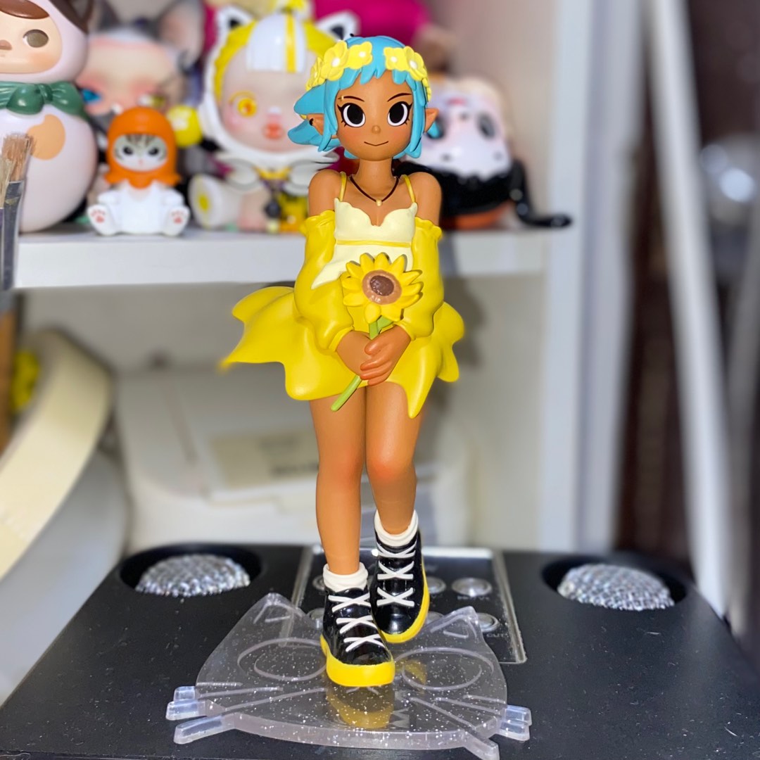 PEACH RIOT (FRANKIE SUNFLOWER), Hobbies & Toys, Toys & Games on Carousell
