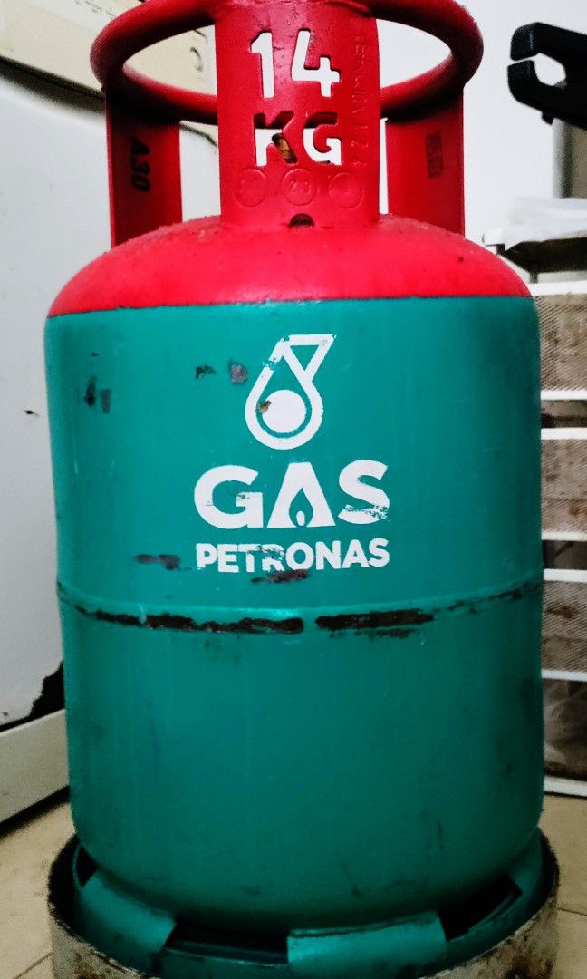 Petronas 14kg gas tank, Everything Else, Others on Carousell