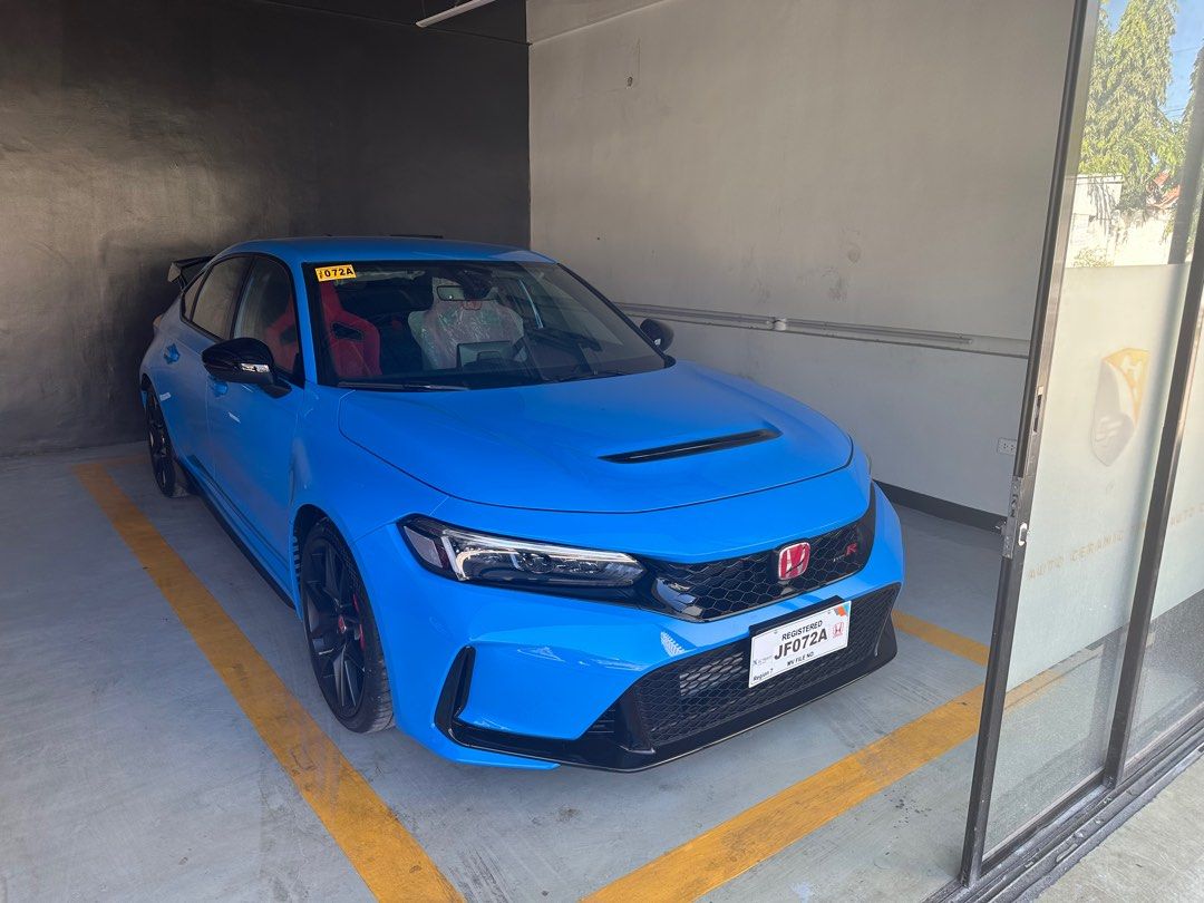 Rare Racing Blue 2024 Honda Civic Type R FL5 Good as New ODO 200kms ...