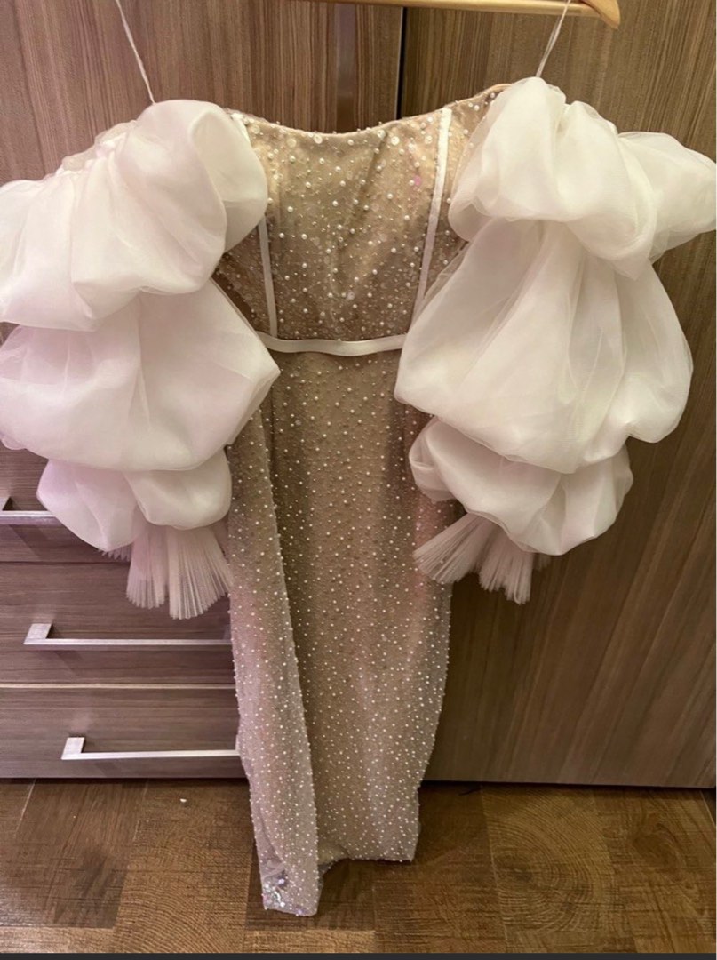 Ronald Enrico Gown with puff off shoulder, Women's Fashion, Dresses ...