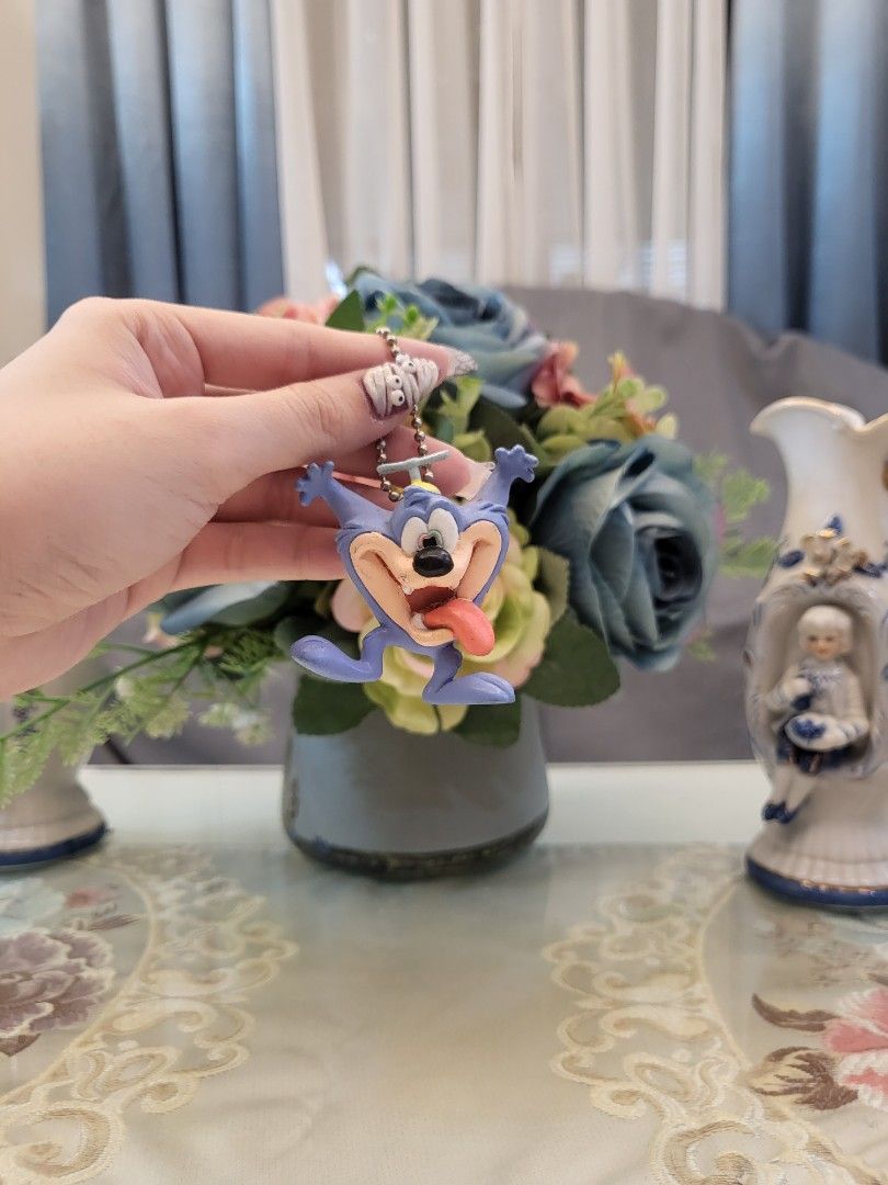 Tiny Toon Adventures Dizzy Devil Figure Keychain, Hobbies & Toys, Toys ...