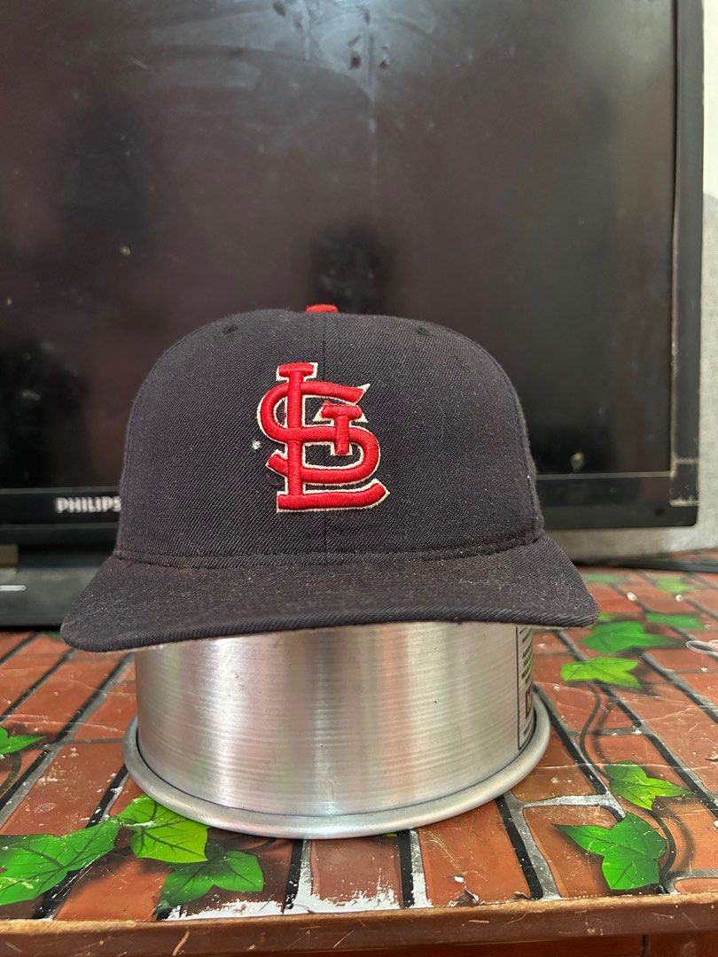 Vintage LS New Era Cap MLB, Men's Fashion, Watches & Accessories, Cap ...