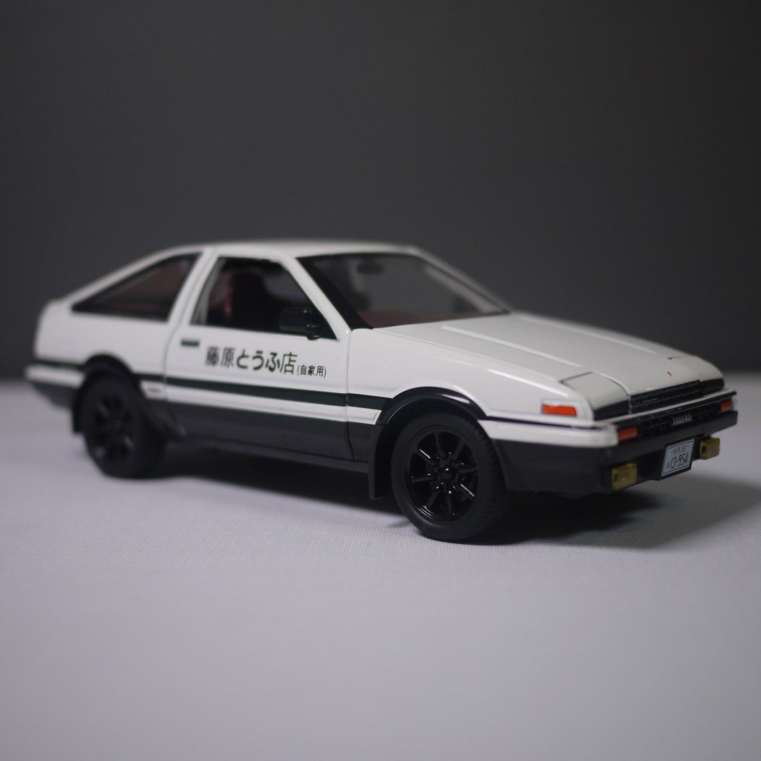 Aoshima Fujiwara Takumi AE86 Trueno Project-D Diecast Toyota 1:24 Scale ...