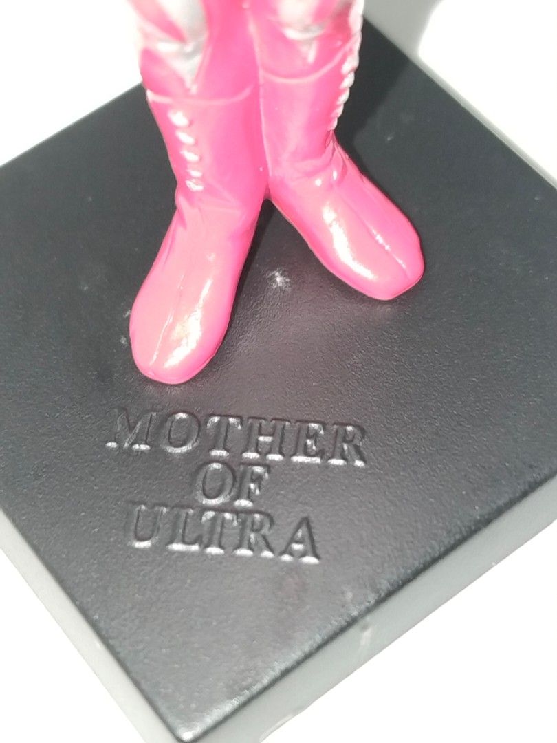 Bandai Ultraman Mother Of Ultra 30th Anniversary HG Gashapon ...