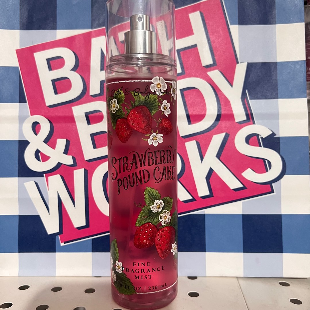 Bath and Body Works Strawberry Pound Cake Old packaging- RARE, Beauty ...
