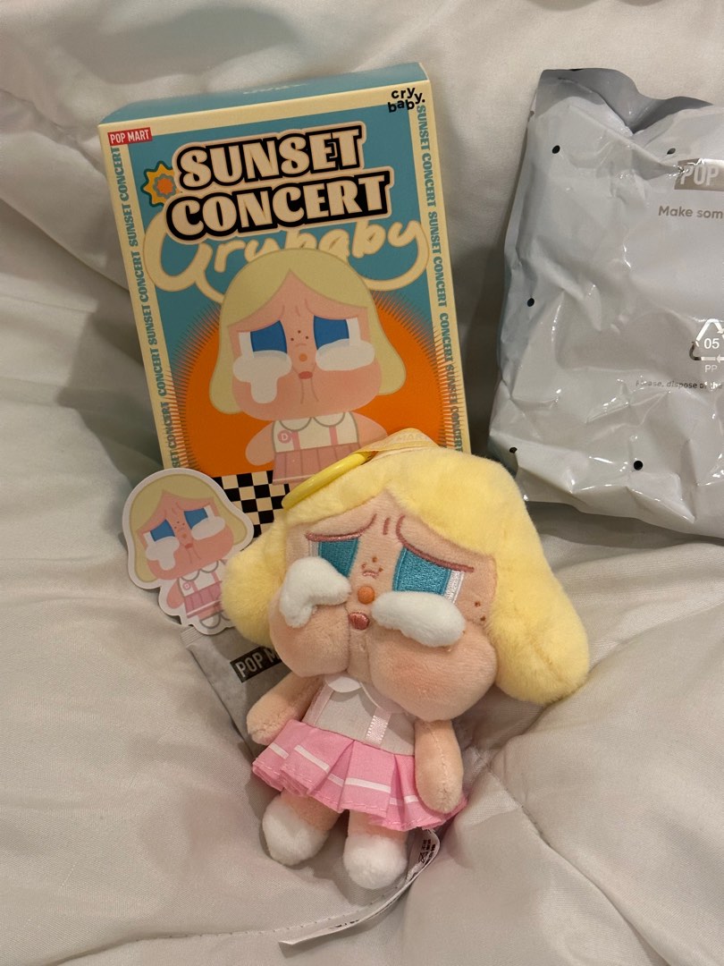 Cry baby sunset concert, Hobbies & Toys, Toys & Games on Carousell