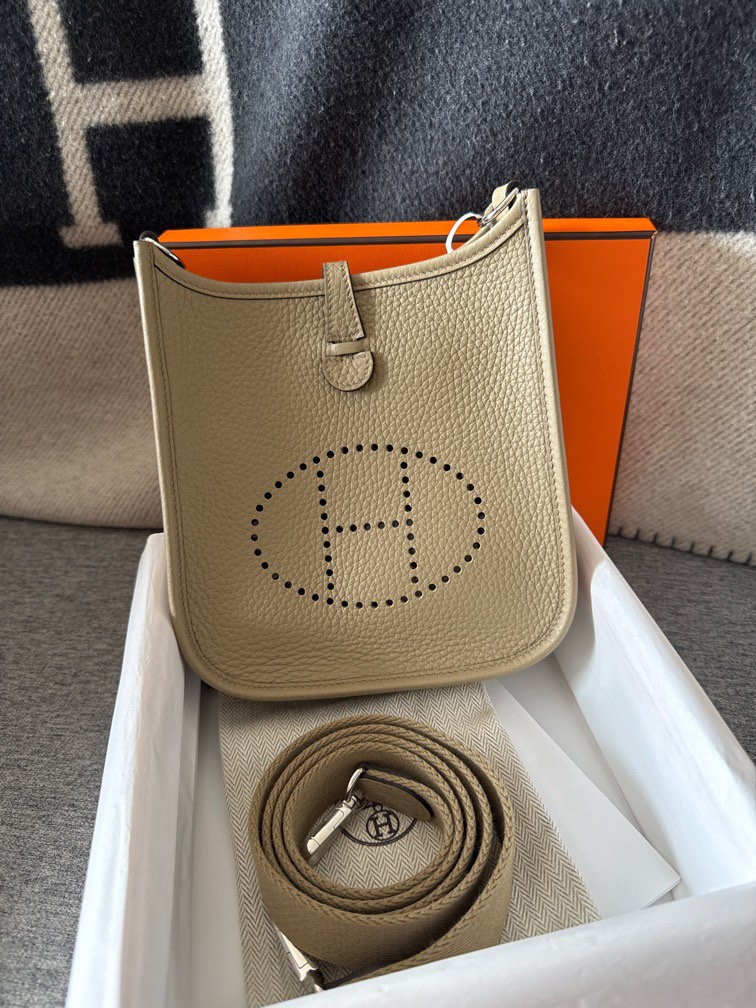Hermes Mini Evelyn, Luxury, Bags & Wallets on Carousell
