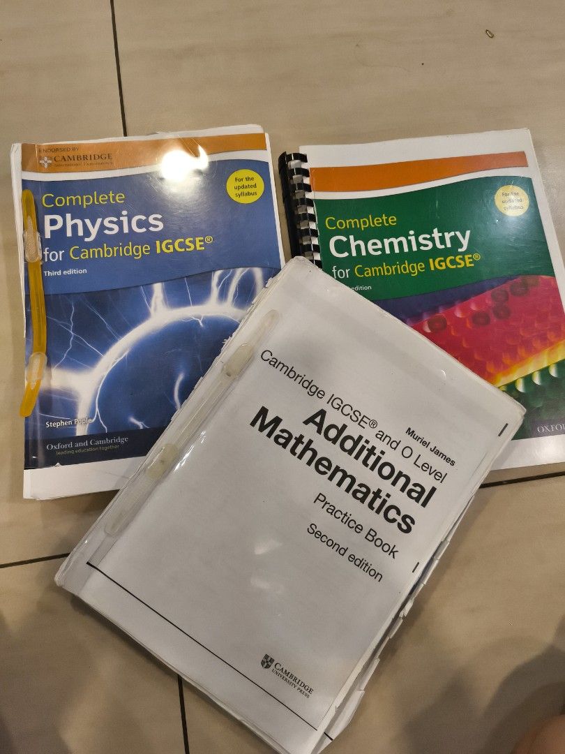 IGCSE physics, addmath, chemistry copy textbooks, Hobbies & Toys, Books & Magazines, Textbooks ...