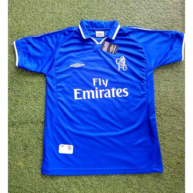 Jersey Chelsea Home 2001 Classic Retro, Fesyen Pria, Pakaian , Atasan ...