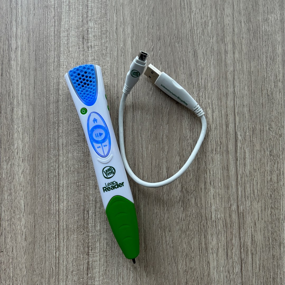 Leapfrog LeapReader, Hobbies & Toys, Toys & Games on Carousell