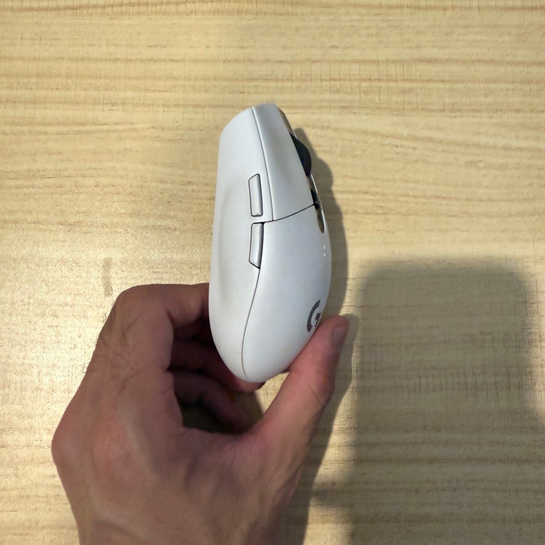 LOGITECH G304 LIGHTSPEED WIRELESS GAMING MOUSE W. USB RECEIVER ...