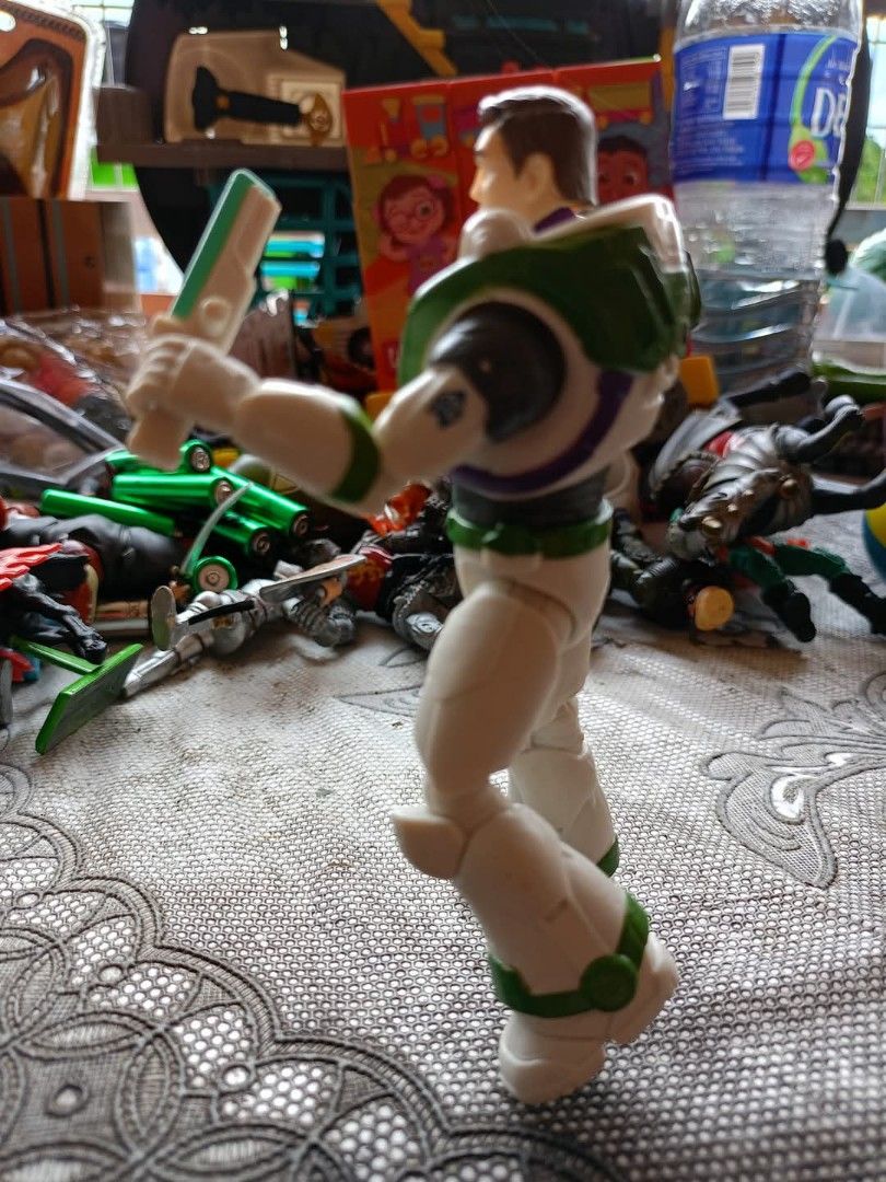 Mattel Disney Pixar Lightyear Space Ranger Alpha Buzz Lightyear Figure ...