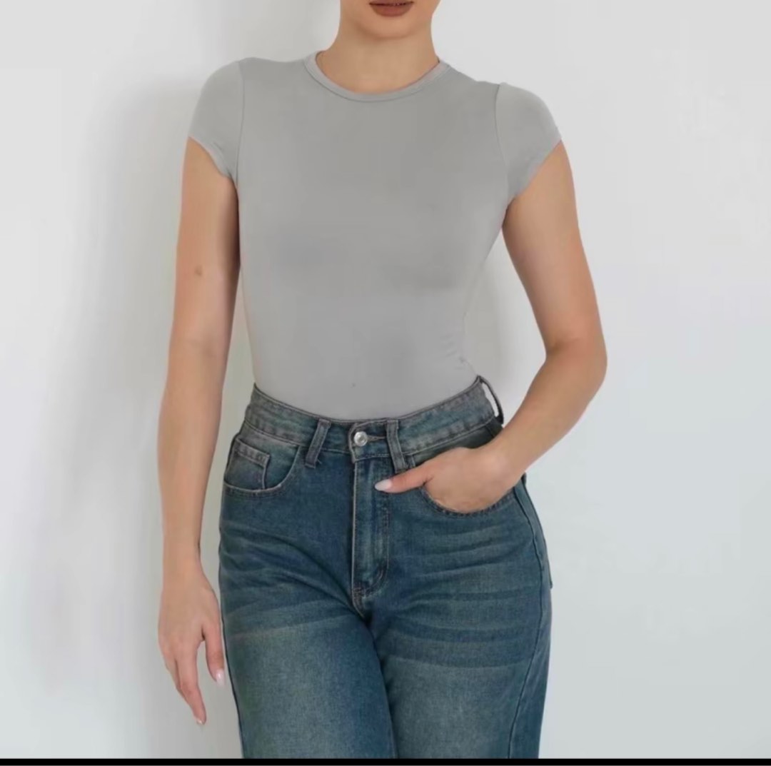 Mera top Gray, Women's Fashion, Tops, Sleeveless on Carousell