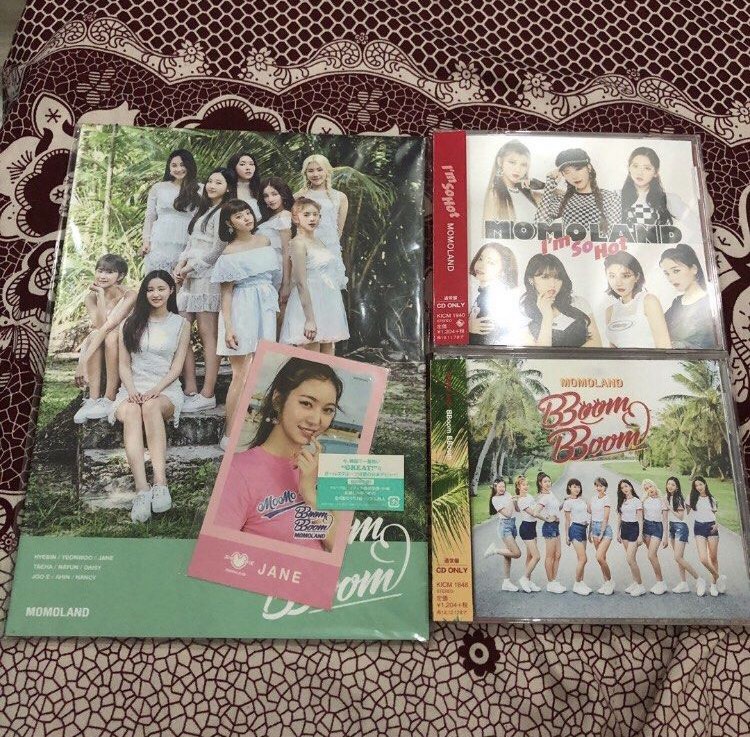 MOMOLAND ALBUMS/LIGHTSTICKS/PHOTOCARDS CHECK ALL PICS , Hobbies & Toys ...