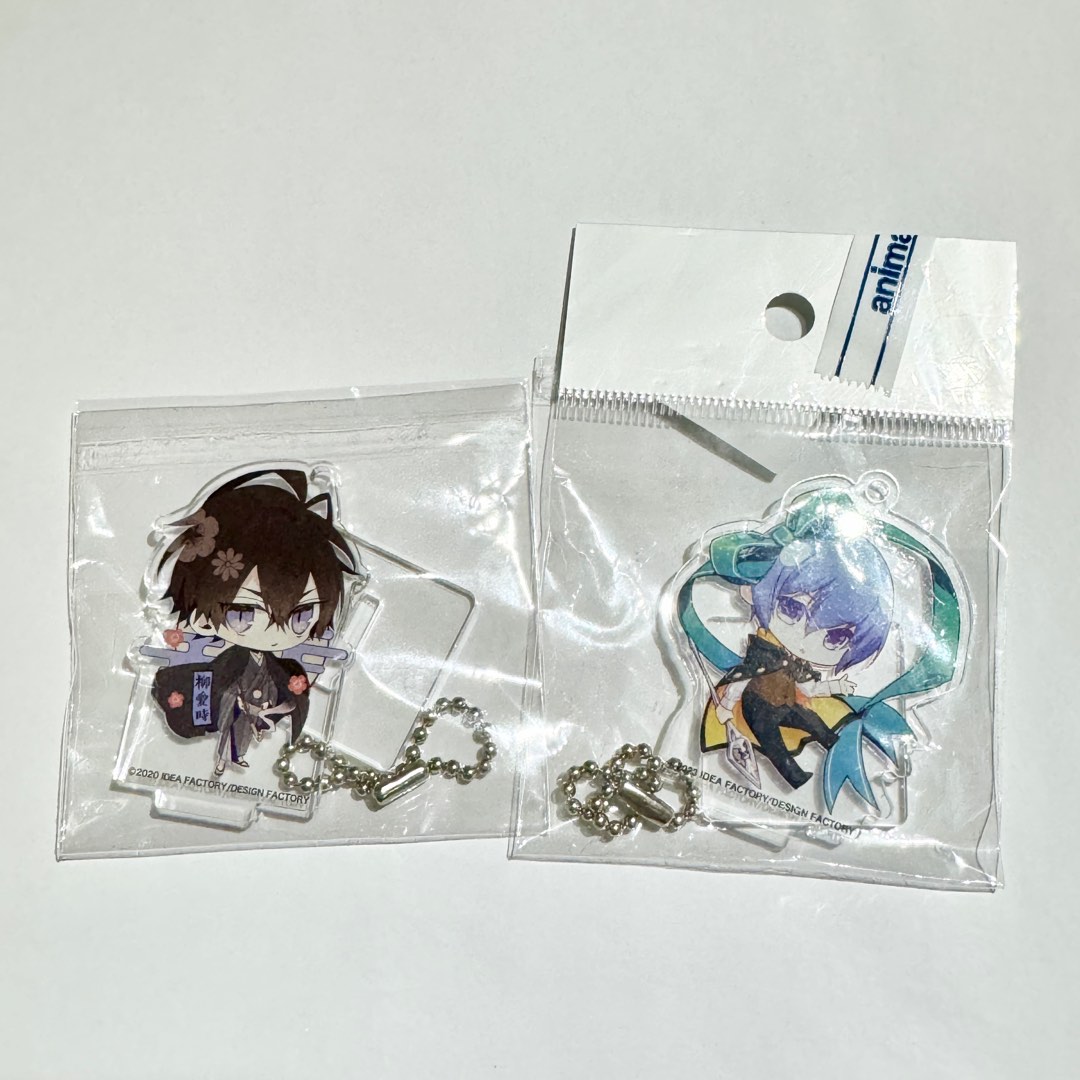 ON HAND Collar x Malice Aiji Yanagi set with freebie chibi acrylic ...