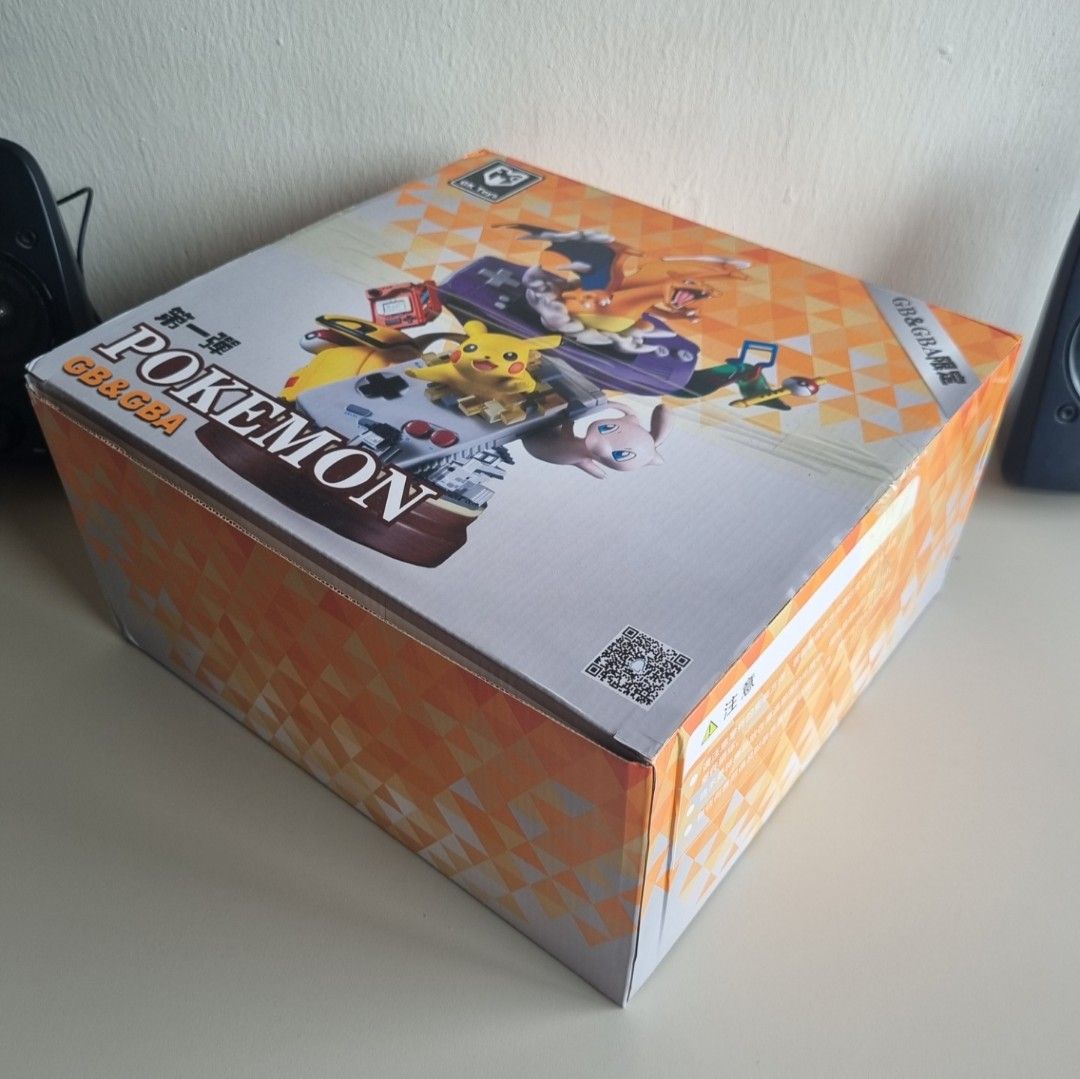 Pokemon Gameboy Pikachu Charizard GBA Figures, Hobbies & Toys, Toys ...