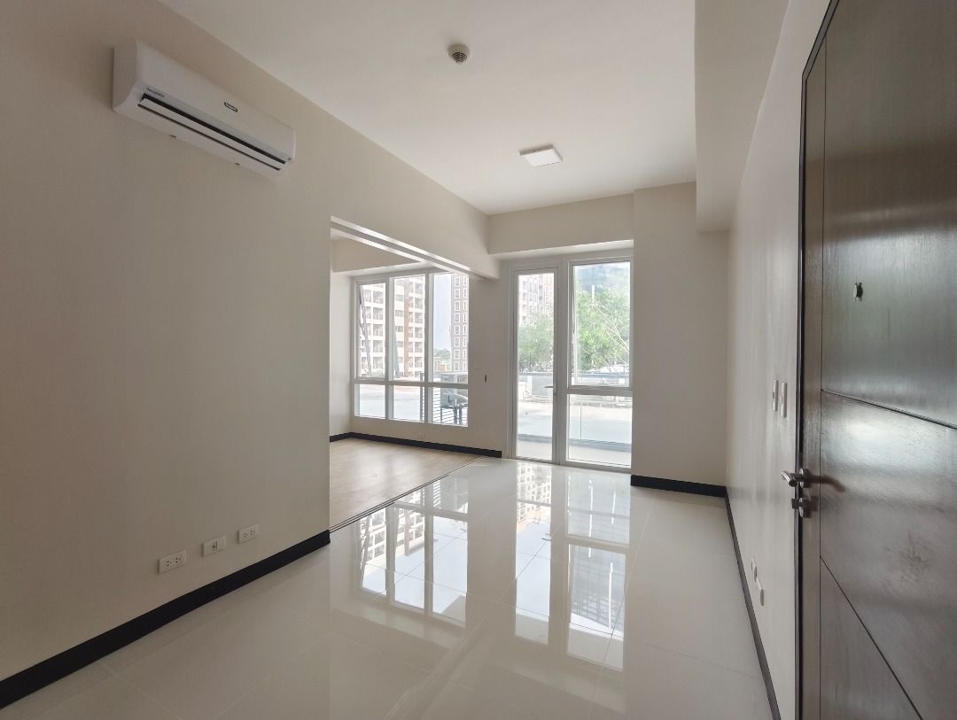 Reserve Now, Pay Next Year: 1 Bedroom with Balcony at 8 Newtown ...
