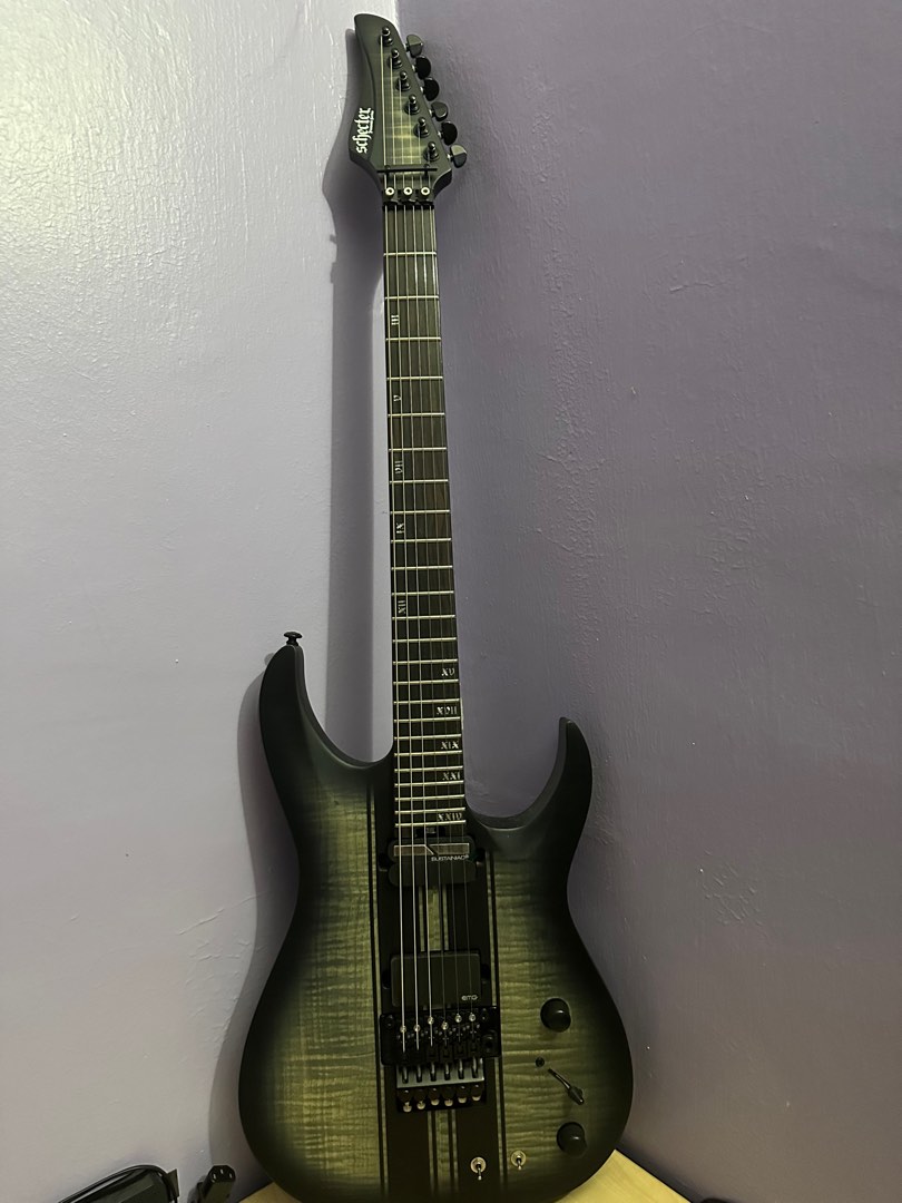 Schecter Banshee GT Floyd Rose & Sustaniac Charcoal Burst, Hobbies ...
