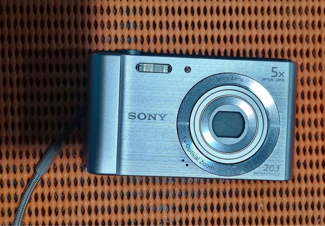 Sony Cyber shot W830, Photography, Cameras on Carousell