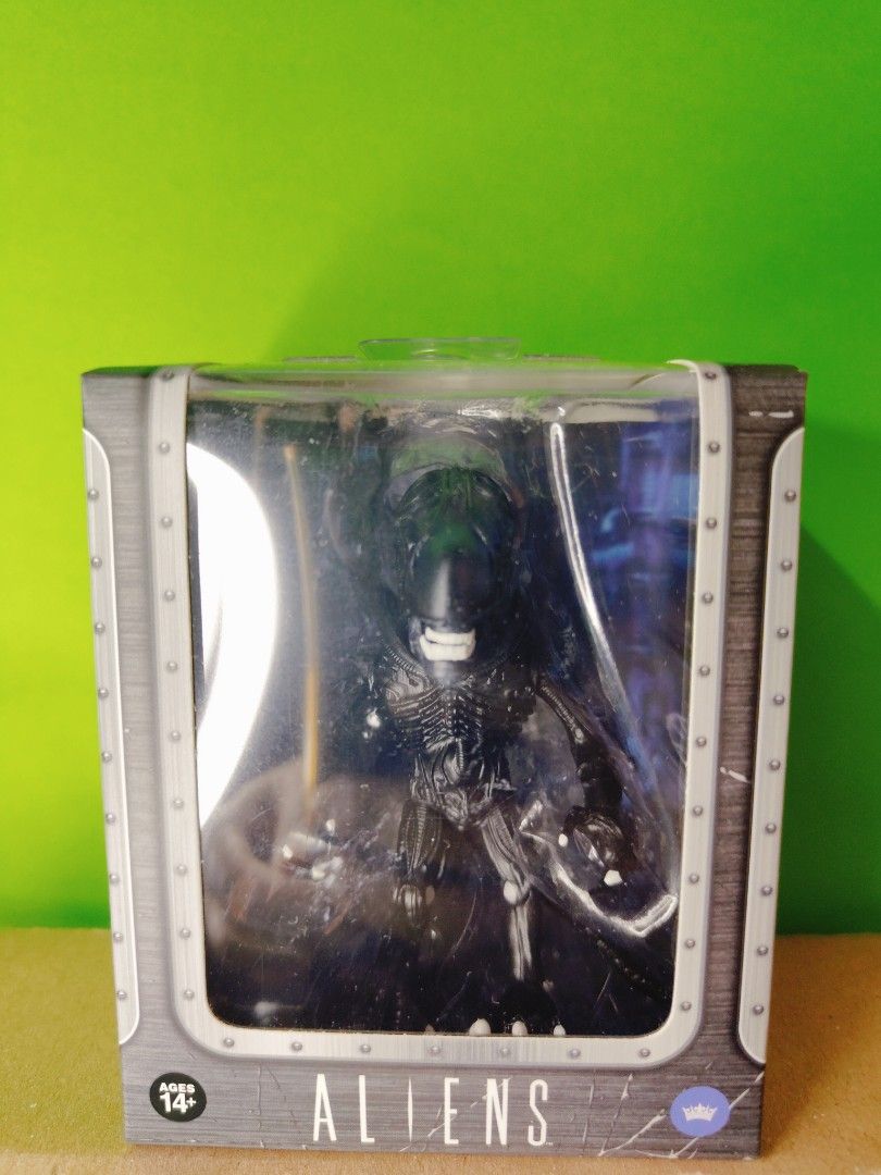 The Loyal Subjects Aliens Black Xenomorph Vinyl Action Figure with ...