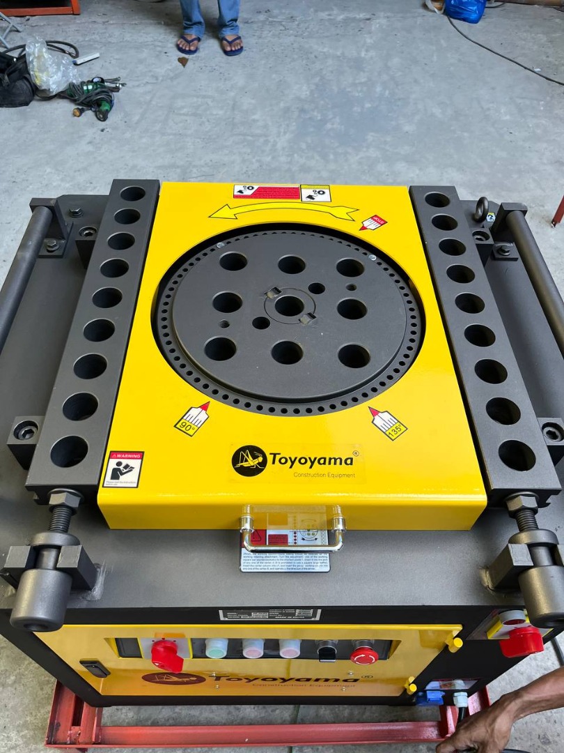 TOYOYAMA BAR BENDER, Commercial & Industrial, Construction Tools ...
