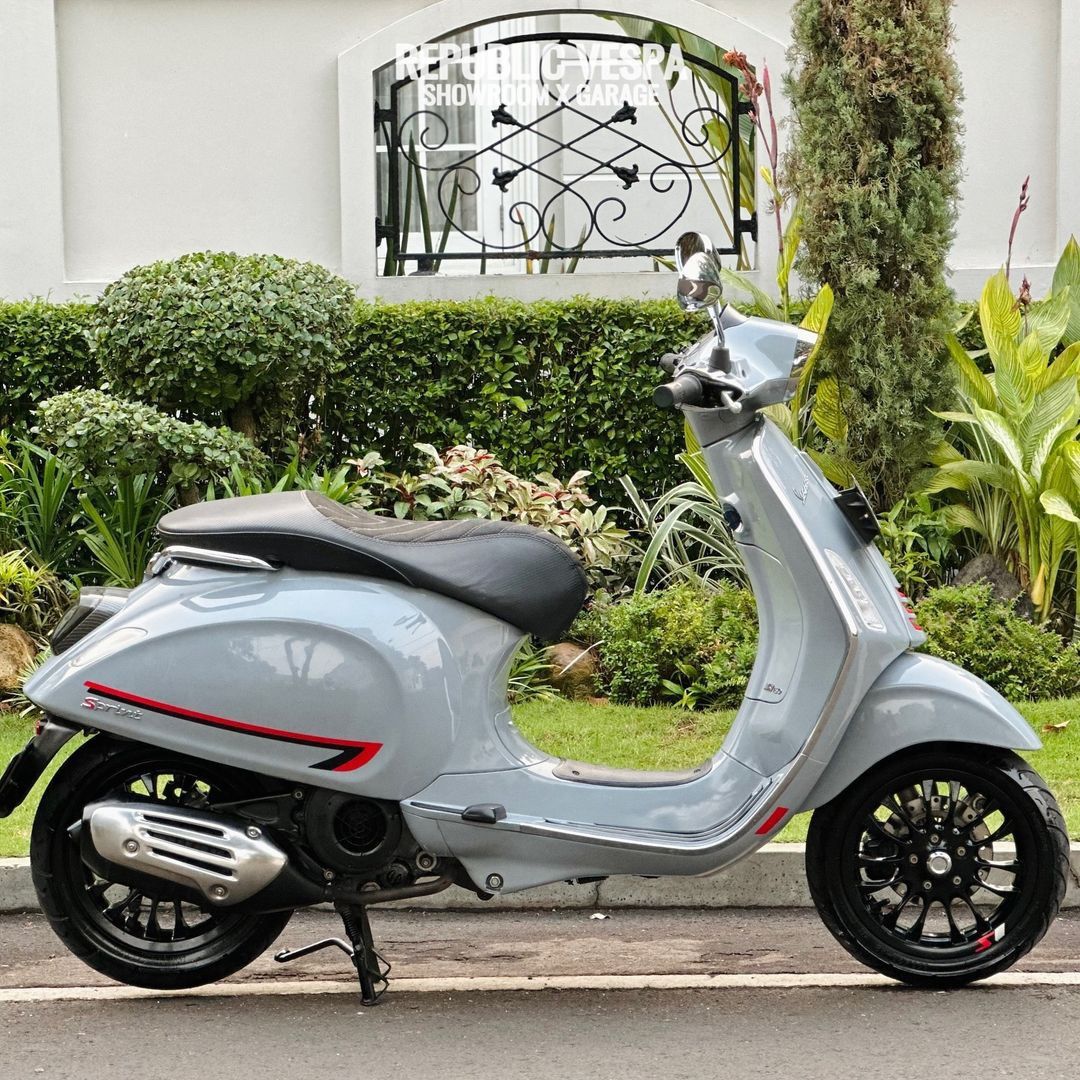Vespa SPRINT 150 IGET ABS LED FACELIFT Tahun 2019 WARNA ABU GLOSSY ...