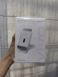 Vivo Vertical Wireless Flash Charger 50W, Mobile Phones & Gadgets ...