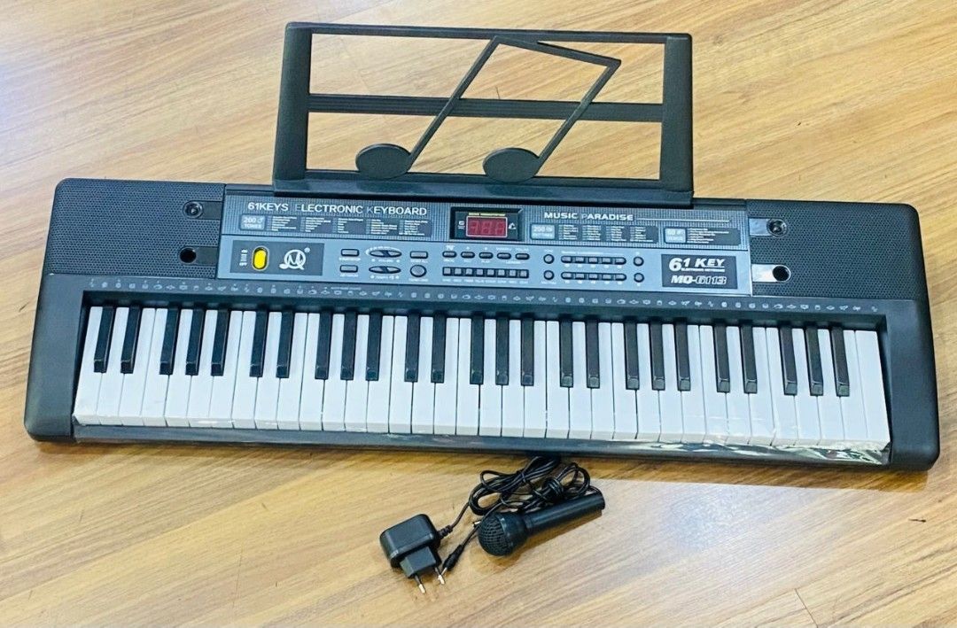 61 KEYS KEYBOARD, Hobbies & Toys, Music & Media, Musical Instruments on ...