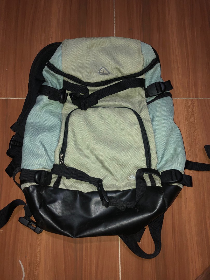 acg bacpack, Men's Fashion, Bags, Backpacks on Carousell