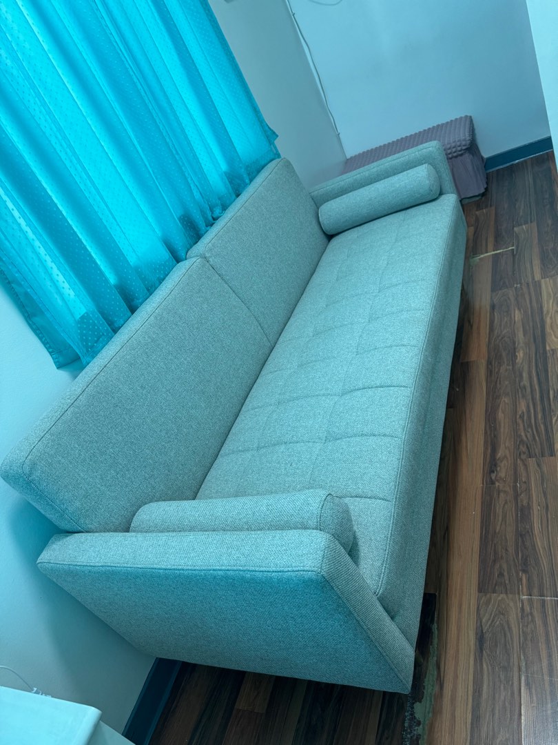 Almost New Victoria Mondiale Retractable Sofa Bed, Furniture & Home ...